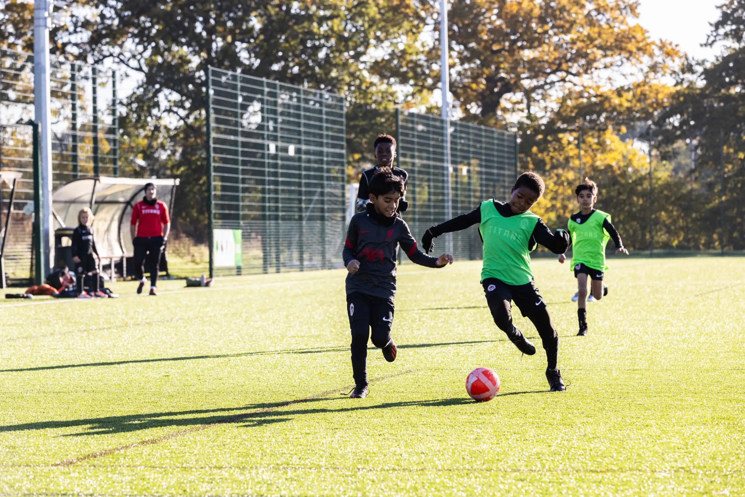 Soccer: Teams Adapting Strategies for Higher Performance - mysterehippique